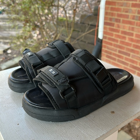 Seichi | Shoes | Seichi Slip Ons Slides Black Sandals Shoes Size 7 Eu 4 ...
